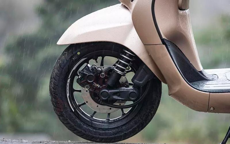 Bajaj Chetak (EV) - Nowwheels